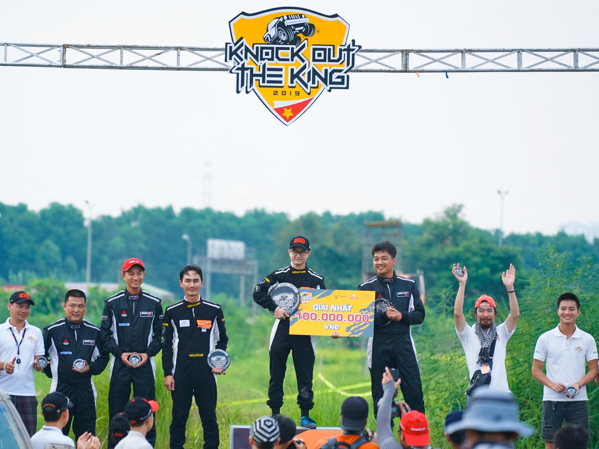 AKA RACING cùng Mitsubishi Triton 2019 dành Á quân giải KOK 2019