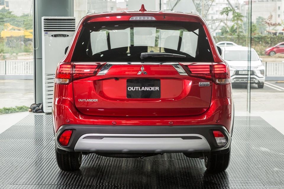Mitsubishi Outlander 2020 chính thức ra mắt | Hotline xem xe 0941141969